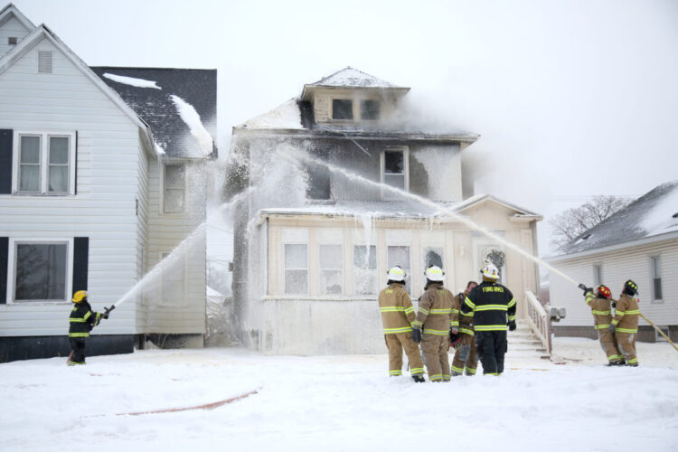 Fire damages Escanaba home | News, Sports, Jobs - The Mining Journal